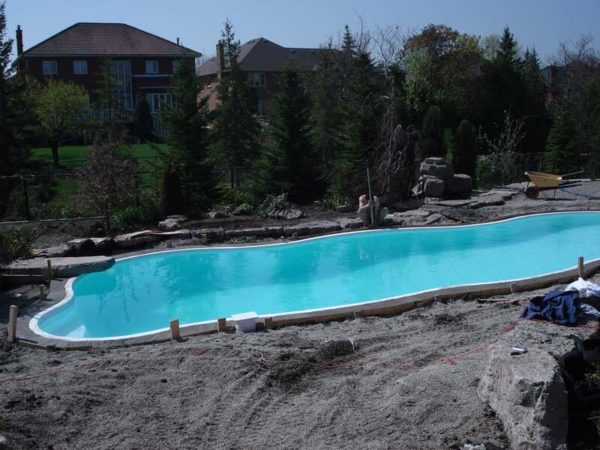 Toronto Pool Builder | Swimming Pool Construction & Installation